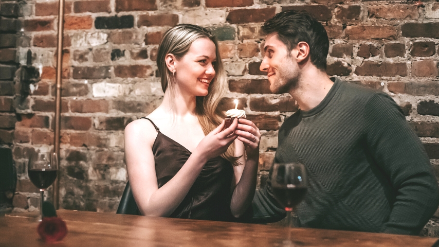 29 Great Texts to Write to a Girl after a First Date